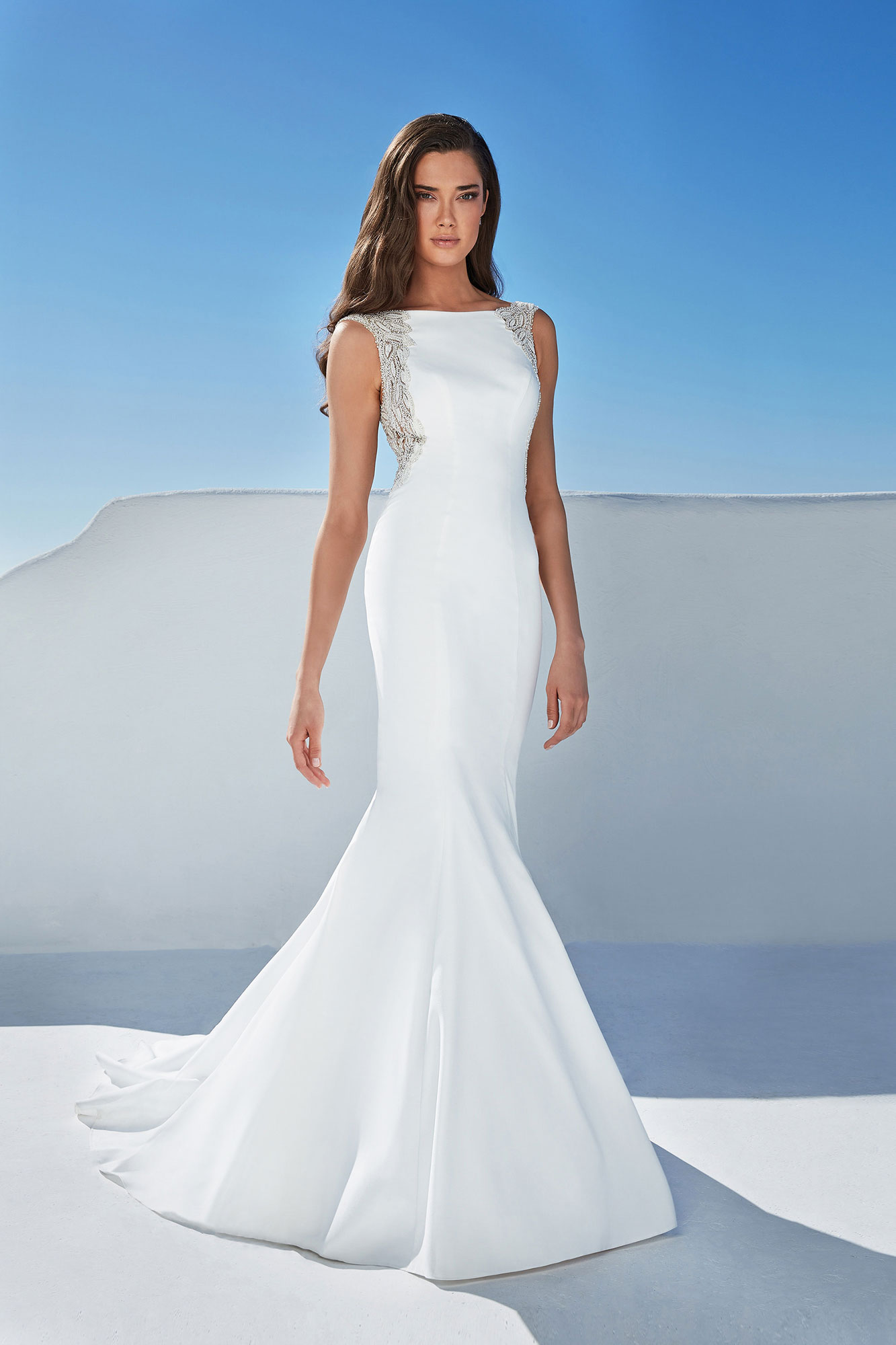 Suknie lubne Warszawa Salon lubny White Suknie Justin Alexander
